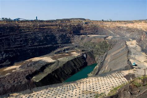Debswana Reports Fatality At Its Jwaneng Mine Miningcom