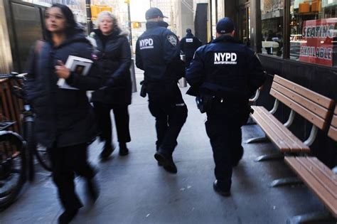 La Policía De Nueva York Anuncia La Disolución De Las Unidades