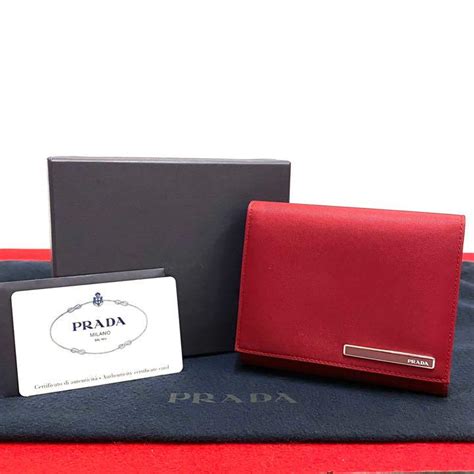 未使用保管品 箱 カード付き プラダ レザー ナイロン 三つ折り 財布 レッド 【公式】 Swimmainjp