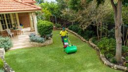 Six Important Things To Consider When Buying A New Lawn Mower