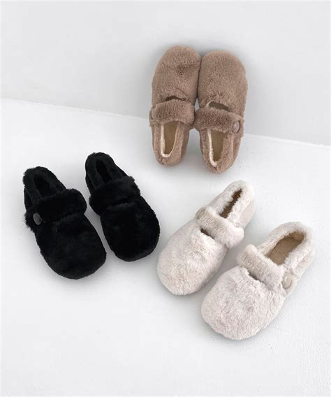 보들 퍼 벨트 라운드 털 단화 로퍼 20251