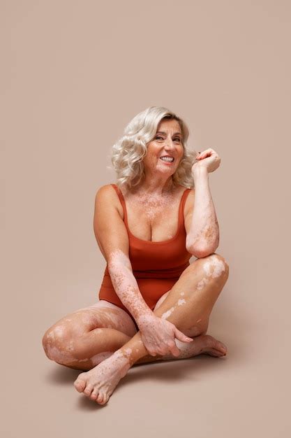 older woman nude画像投稿画像554枚