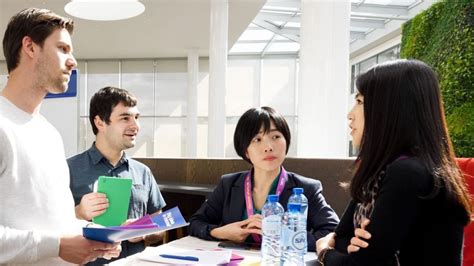 Сотрудник Asml подозревается в передаче Huawei секретной технической документации