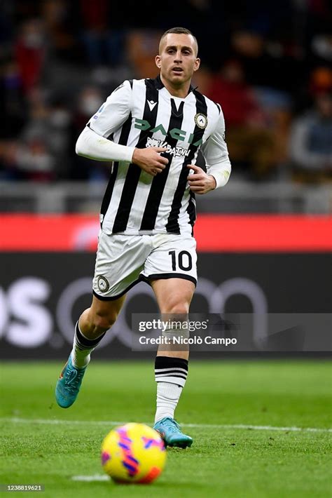 Gerard Deulofeu Of Udinese Calcio In Action During The Serie A News