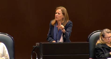 Margarita Zavala Condenó El Abrazo De Amlo Con Díaz Canel “los