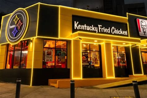 Kfc Opens Nfl Themed Restaurants In Mexico