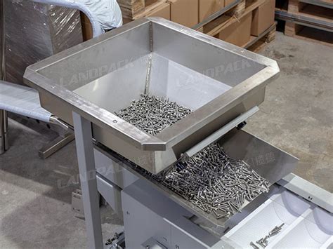 Fully Automatic Nails Fastener Hardware Inclined Vertical Form Fill