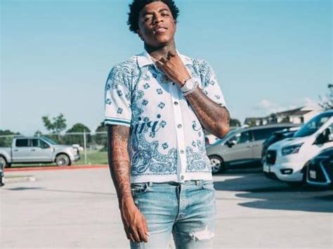 Rapper Yungeen Ace Brother Maurice Rabbit Evans Is A Football Player