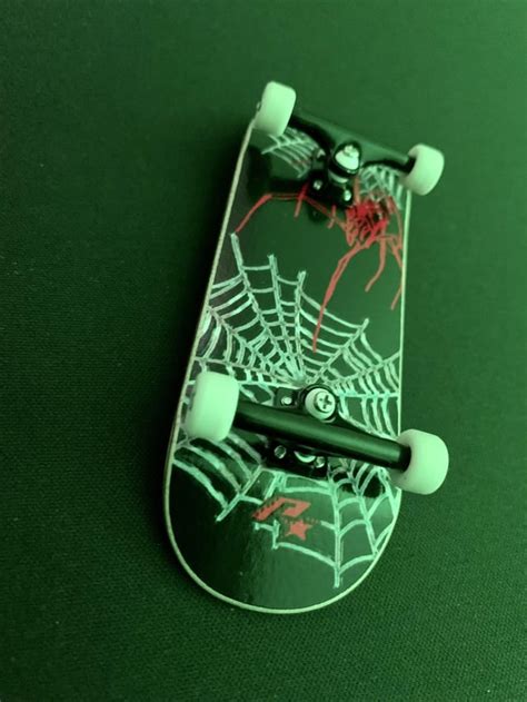 Spooky Spider Setup For The Fall Rfingerboards