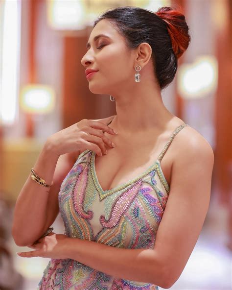 Manvita Kamath Fans Rave About Beauty Manvita Kamaths Look Manvita