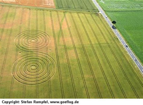30 Amazing Crop Circles