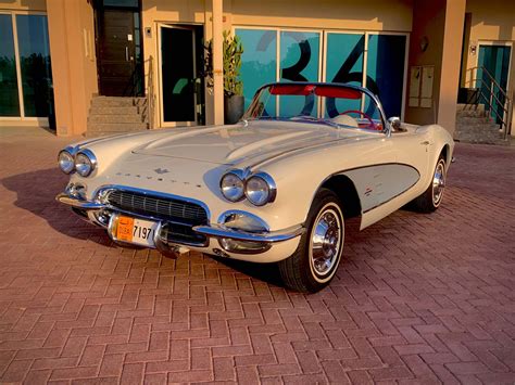 Classic Chevrolet Corvette For Rent In Dubai Babelli