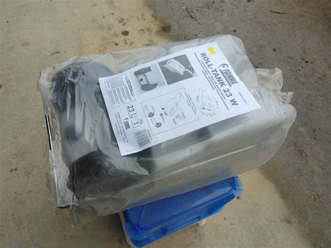 Camping Abwassertank Fiamma Roll Tank 23w Neu Und Originalverpackt In