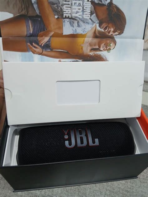 Jbl Flip Waterproof Portabel Bluetooth Speaker Elektronik Audio Di Carousell