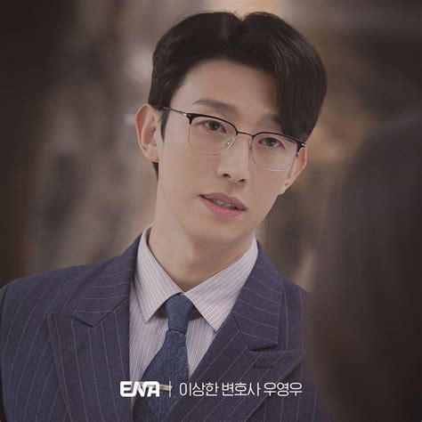 Extraordinary Attorney Woo Picture Drama 이상한 변호사 우영우 HanCinema