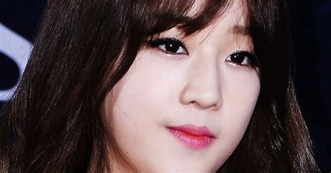 박보람 15일 부검 후 장례절차 진행···추모물결 계속 종합