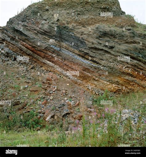 Veins Of Iron Ore At A Disused Quarry Iron Ore Is Oxidised Iron And