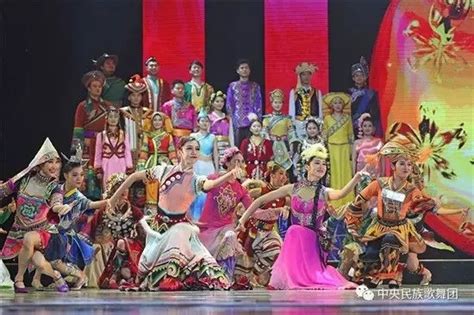 第九届校园文节开幕式暨中央民族歌舞团专场演出 大连理工大学校内活动网
