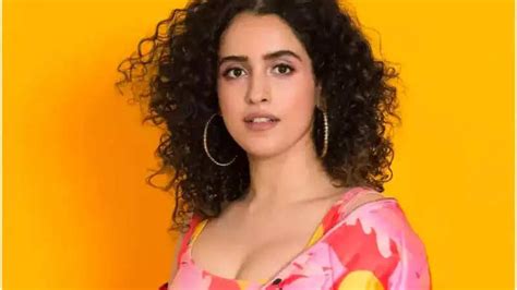 Sanya Malhotra Posted A Fun Workout Reel On Instagram And We Love It