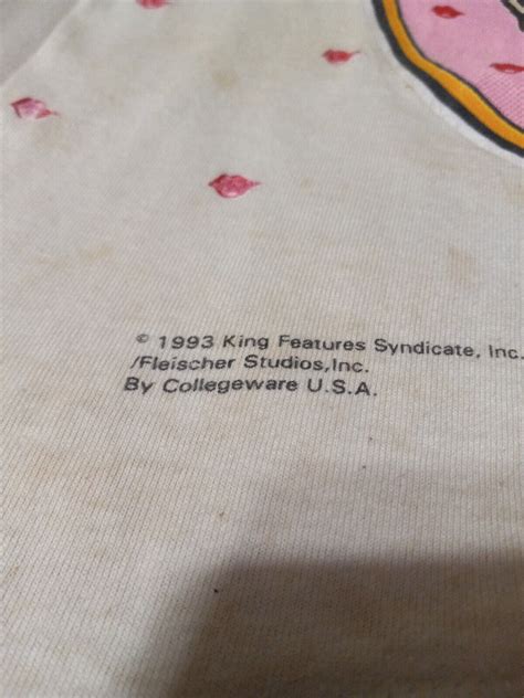1993 King Features Syndicate Betty Boop Kisses Lips V Gem