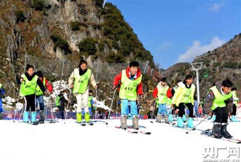 2018世界雪日暨国际儿童滑雪节在六盘水开幕