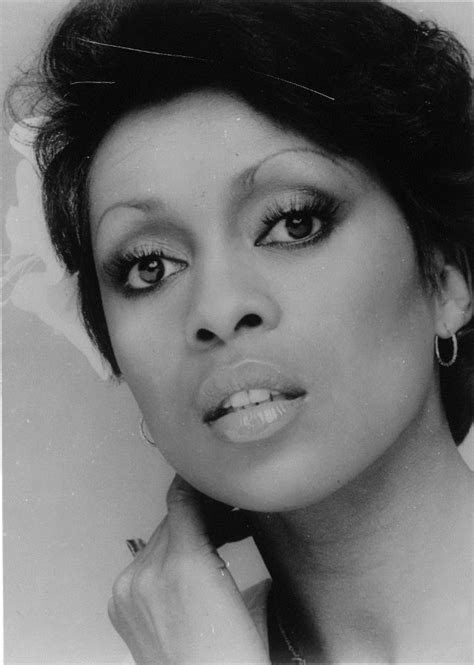 The Queen Of Las Vegas” 40 Beautiful Pics Of Lola Falana In The 1960s
