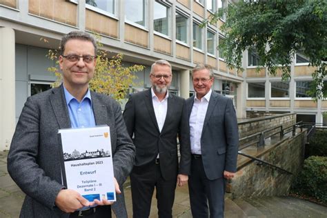 Haushalt 2023 Paderborn Plant Viele Investitionen Trotz Hohen Defizits
