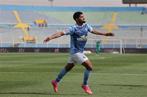 ملعب البلد بيراميدز يقرر تجميد إبراهيم عادل خوفا من كوبري خيتافي ل