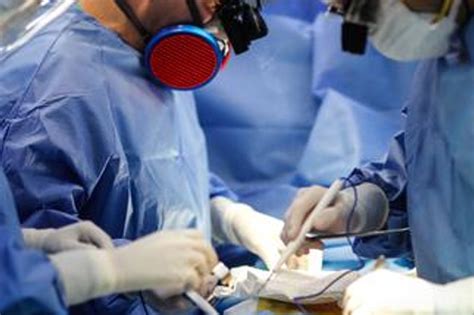 En Italia Extirparon Tumor Ovárico De 70 Kilos A Una Mujer Pesaba Más
