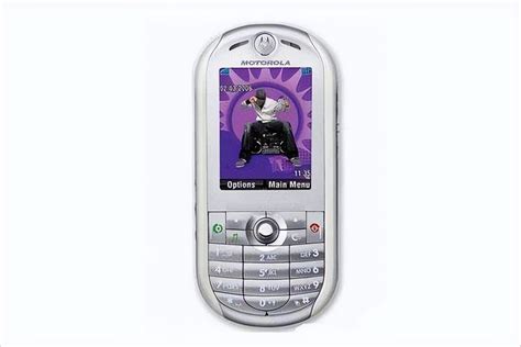 an attempt of a smart machine motorola rokr e2 and e6 inews
