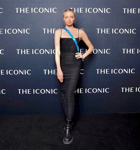 Jess Bush Bio Age Career Height Net Worth Facts