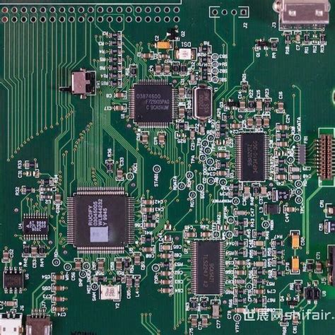 下一个流量高地已现？智能硬件扎堆接入ai大模型 世展网