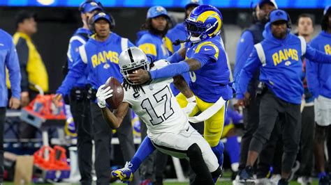 Cant Miss Play Las Vegas Raiders Wide Receiver Davante Adams Makes