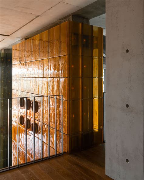 Glass Column Ii — Nikelcollective