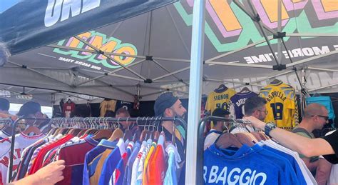 Operazione Nostalgia A Salerno La Carica Dei Ventimila Per Baggio E Totti