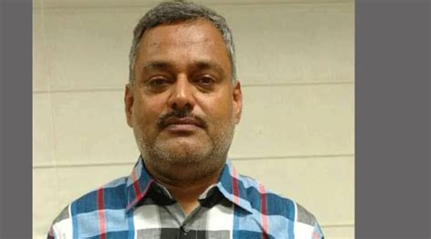 Up Gangster Vikas Dubey Planning To Enter Delhi After Killing 8