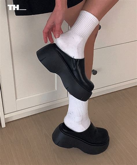 7cm 대박👡💚2col 유광 통굽 여성 키높이 뮬 통굽 플랫폼 여름 가죽 키작녀 사무실 7cm 스니커즈 슬리퍼 샌들 블랙 브라운