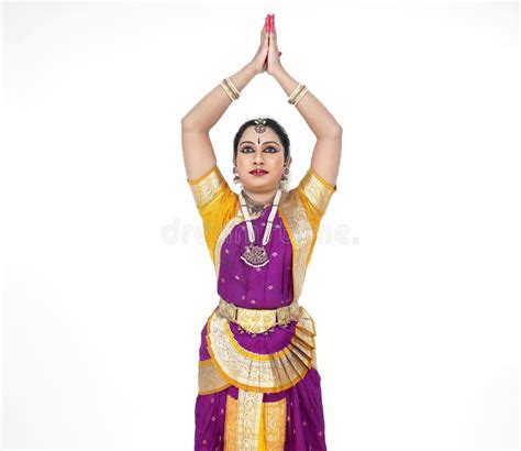 Bailar N Cl Sico De Sexo Femenino Indio Foto De Archivo Imagen De Mano Bailando