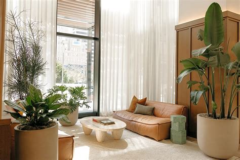 Peridot Residences 1601 Elm Street Dallas Tx Apartments For Rent
