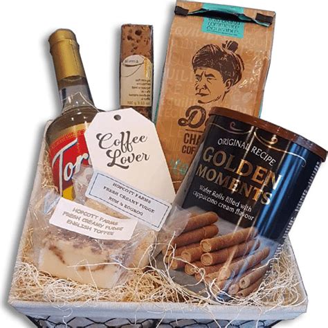 Coffee Lovers T Basket Hopcott Farms