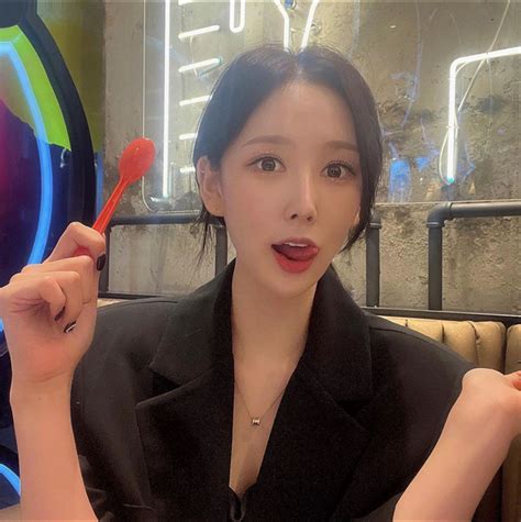 아이스크림 먹다 이쁘기 있나 Bj 짤 아제개그