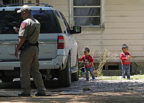 250 Officer Manhunt Makes Potential Breakthrough In Hunt For Mexican