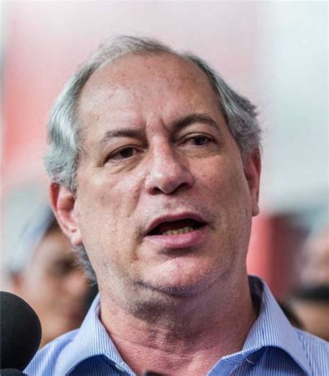 TSE manda tirar do ar vídeo que liga Ciro e agressão de mulheres