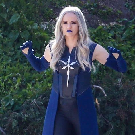 Picture Of Caitlin Snow Killer Frost Flash Cw