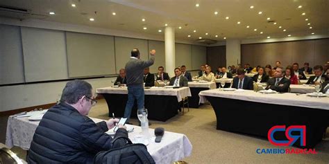 Cambio Radical Se Declara Independiente Al Gobierno De Petro Canal 1