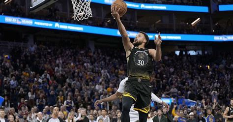 커리 40점 맹활약 Nba 골든스테이트 클리블랜드에 대역전승