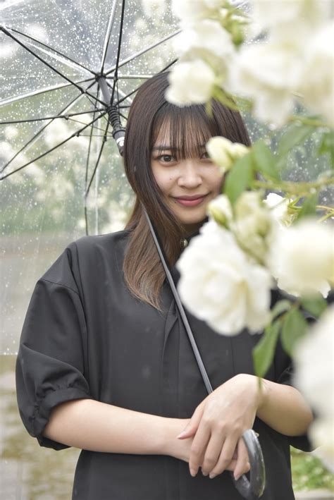 Take On Twitter Momo In Model Serena Momo