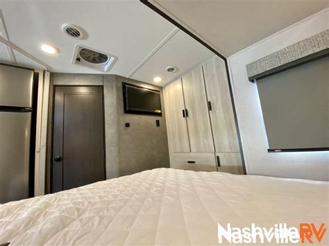 Luxury Class B Motorhomes Nashvillerv