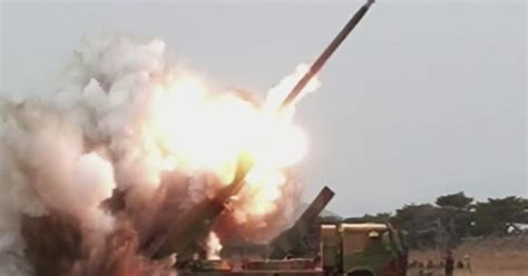 北 신형 300mm 방사포 배치계룡대 사정권