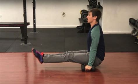 L Sit The Toughest Body Weight Core Exercise Youre Not Doing